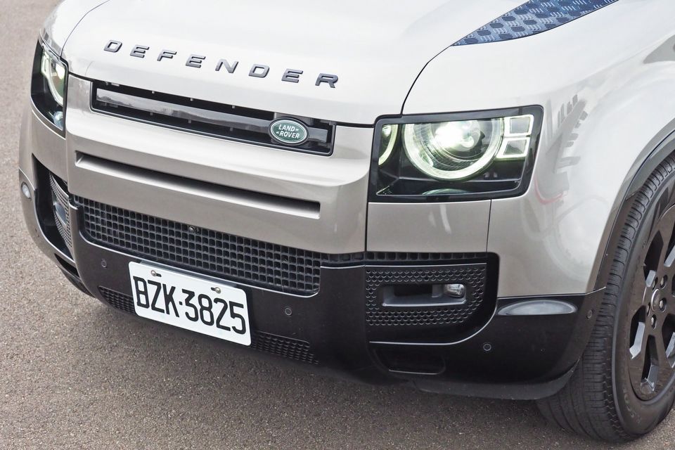 經典致勝，柴油魅力升級─Land Rover 25.5年式Defender 110 D300 X-Dynamic HSE試駕圖集 - U-CAR圖片