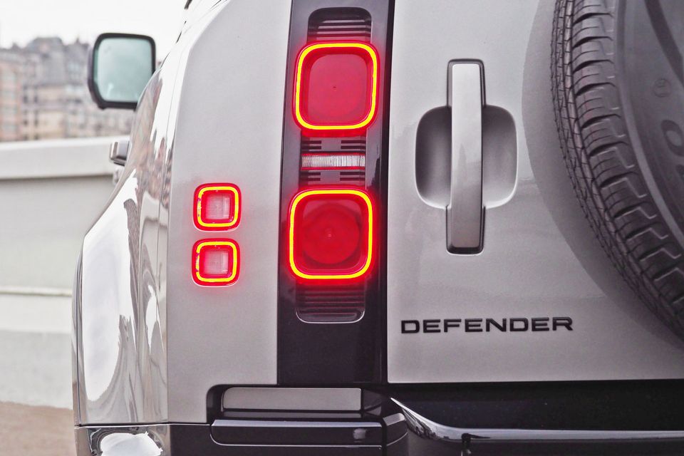 經典致勝，柴油魅力升級─Land Rover 25.5年式Defender 110 D300 X-Dynamic HSE試駕圖集 - U-CAR圖片