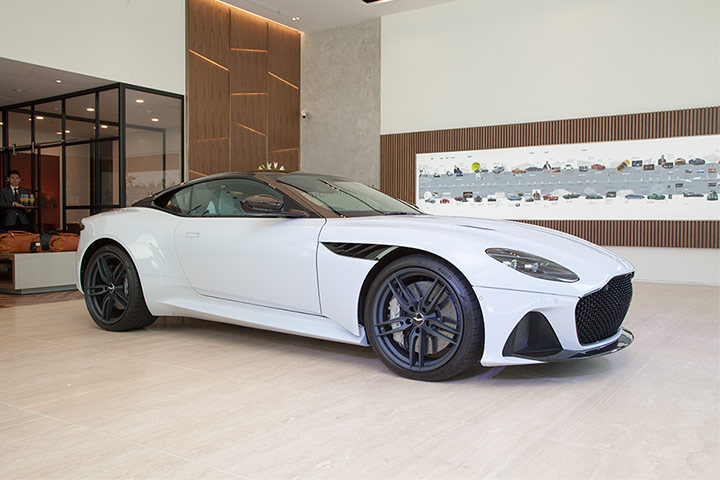 DB11 AMR Signature Edition驚喜加映，Aston Martin旗艦DBS Superleggera強勢回歸 | U-CAR新聞