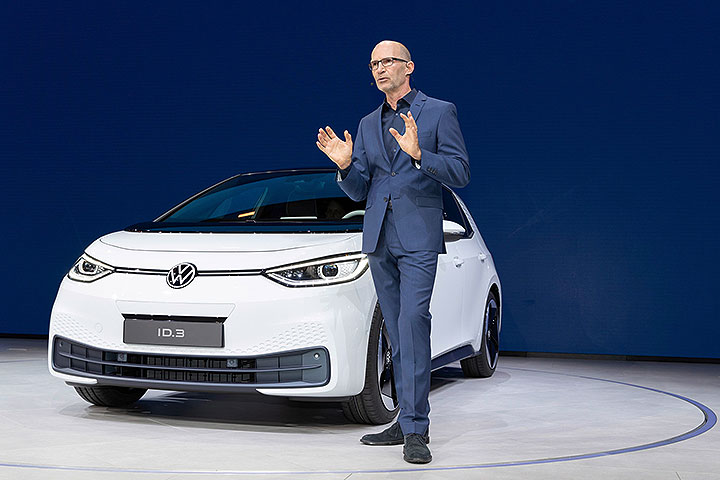 VW設計高層異動，Klaus Bischoff升任集團總設計師 | U-CAR新聞