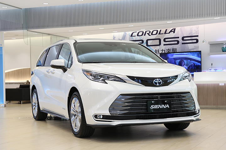 限量早鳥優惠價210萬起，Toyota大改款Sienna國內展開預售 | U-CAR新聞