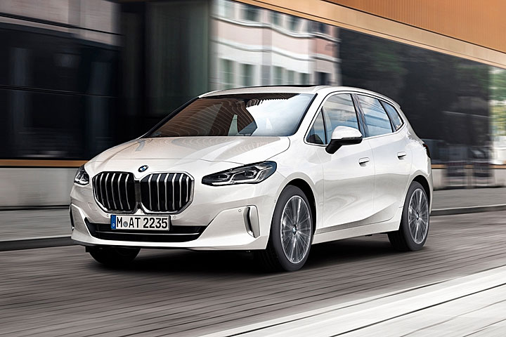 220i雙車型170萬與188萬、導入ISG 48V與iDrive 8介面，大改款BMW 2 Series Active Tourer預售 ...