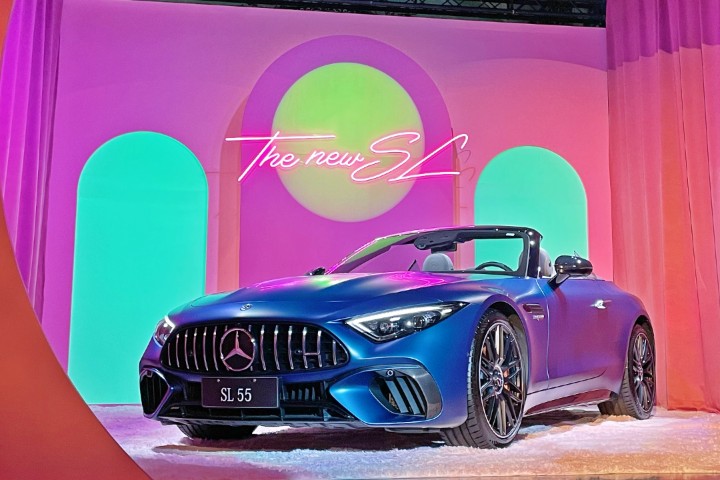 Mercedes-AMG SL 55 4Matic+國內首度亮相，售價925萬，2022年配額25輛 | U-CAR新聞