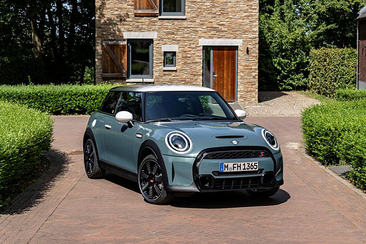 售價186萬元、限量8輛，Mini Multitone Edition特式版11/15開始訂車 | U-CAR新聞