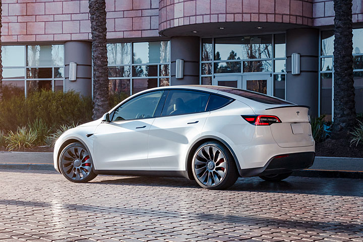 [U-EV]EPA續航433公里、售價63,990美元，入門雙馬達版Tesla Model Y美國官網登場 | U-CAR新聞