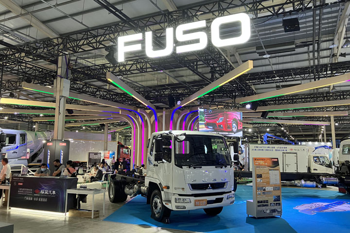 Fuso Fighter 18噸與Canter 5噸擔綱主軸，裕益汽車商用車巡迴展開幕 | U-CAR新聞