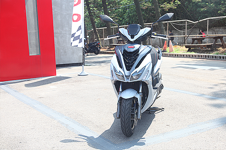 正式售價11.95萬起，PGO水冷旗艦車款TIG發表上市&卡丁車場試乘篇 | U-CAR機車