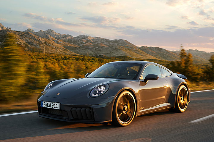 售價704萬元起、GTS首搭T-Hybrid 技術，Porsche小改款911車系發表 | U-CAR新聞