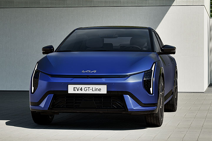 [U-EV] Kia EV4量產版本正式登場，EV2 Concept同步現身 | U-CAR新聞