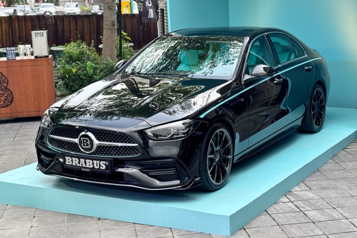 限量100席，定價450萬起，三一國際正式發表Brabus B30，攜手中租租車搶攻高階商用車市場 | U-CAR新聞