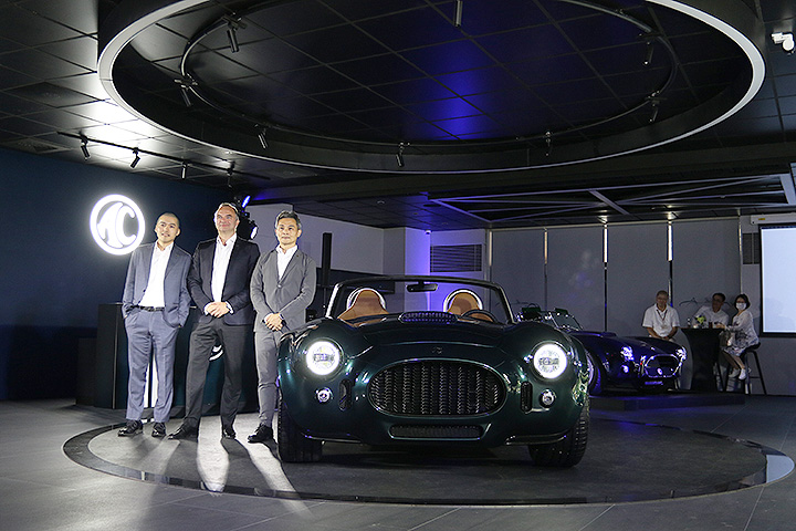 售價1,595萬至1,789萬、敞篷硬頂雙車型同步接單，AC Cars總代理誠萬汽車發表Cobra GT車系 | U-CAR新聞