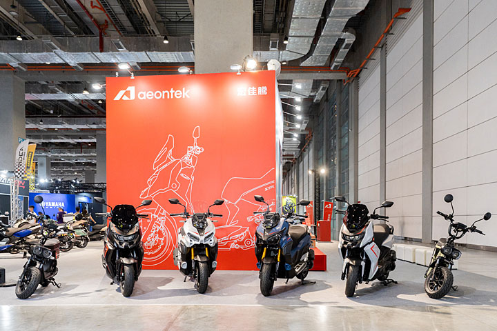 [2025國際重型機車展]「Aeontek宏佳騰」品牌全新識別，4款新車同步發表 | U-CAR機車