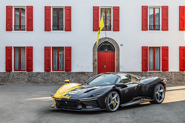 為慈善再次「+1」、訂製塗裝上身，Ferrari發表第600輛Daytona SP3 | U-CAR新聞